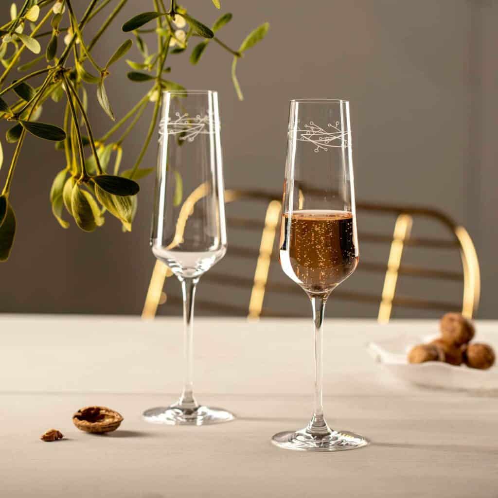 Leonardo Champagne Glass - Mistletoe Series - Stuff for the Kitchen